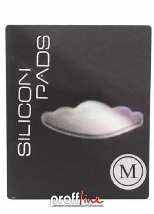 Dolly's lash store