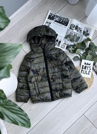 M & co kids store