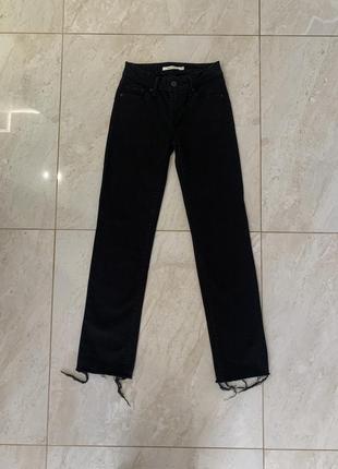 Levi's 714 straight black store