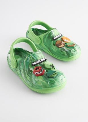 Next crocs store