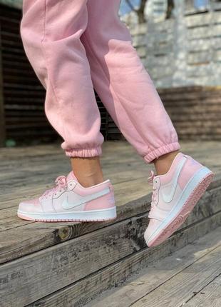 Кроссовки женские nike air jordan 1 low розовые (найк аир джордан лоу ...